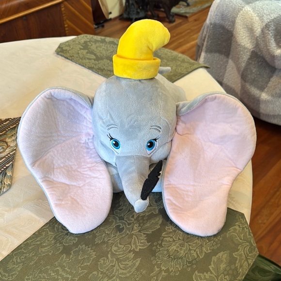 Disney | Toys | Disney Store Official Dumbo Baby Soft 3cm12 Cuddly ...